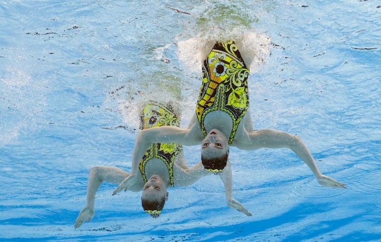 Synchronized Swim Comedy: A Hilarious Splash of Laughter - Lite-Story